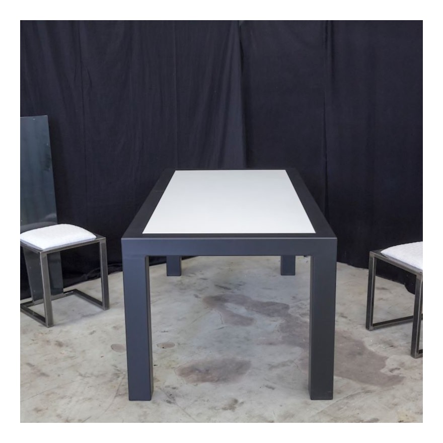 Table de repas Loft en métal naturel et couleurs I Terre et métal